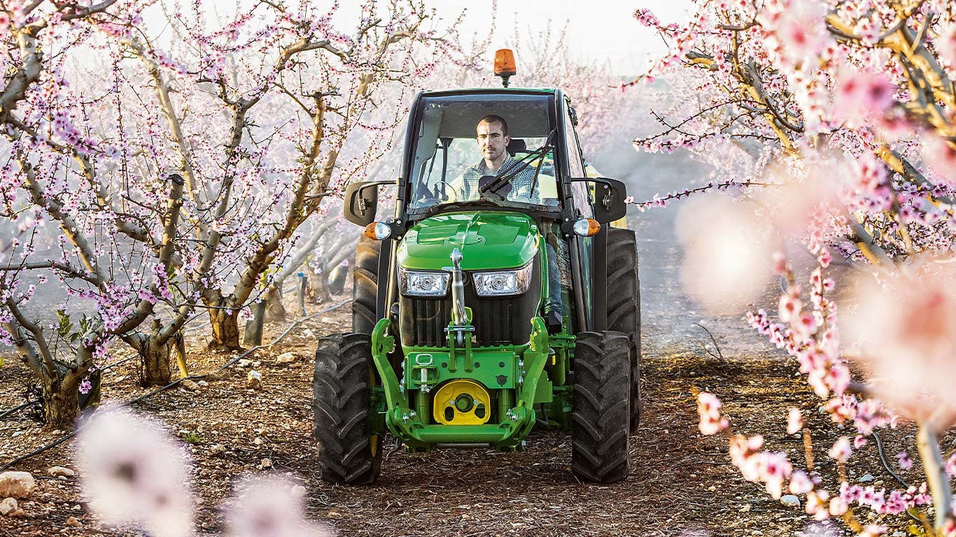 5075GL | Τρακτέρ σειράς 5G για ειδικές καλλιέργειες | John Deere GR