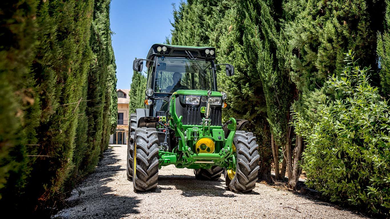 5105GF | Τρακτέρ σειράς 5G για ειδικές καλλιέργειες | John Deere GR