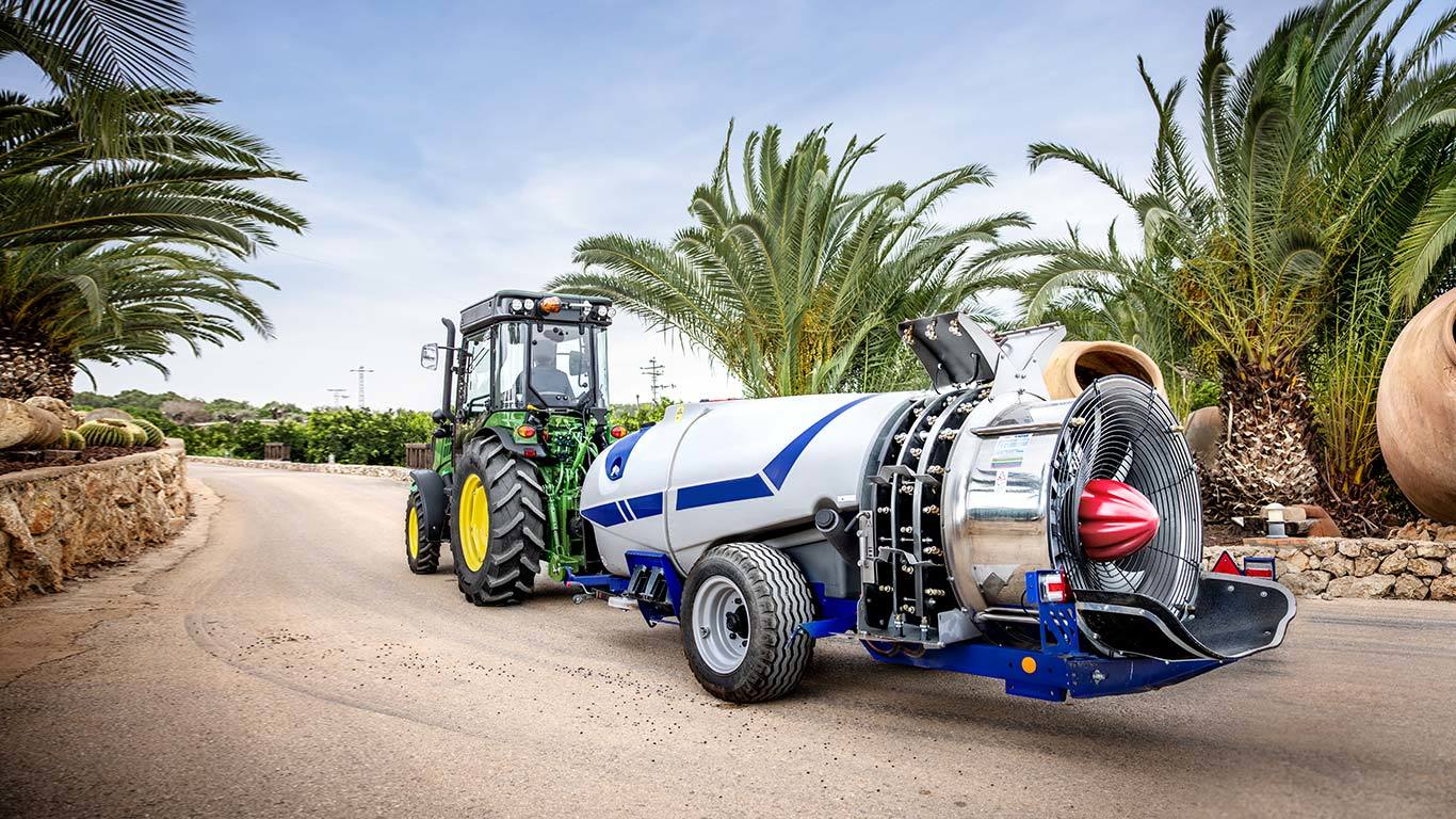 5105GN | Τρακτέρ σειράς 5G για ειδικές καλλιέργειες | John Deere GR